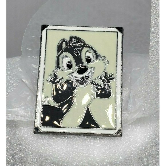 Disney | Other | 21 Limited Release Disney Authentic Official Trading ...